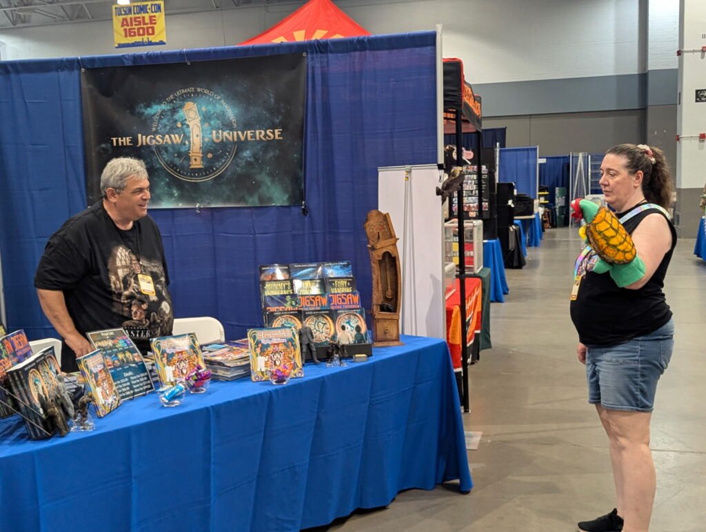 David Alyn Gordon Joins Tucson Comic Con for an Electrifying Weekend!